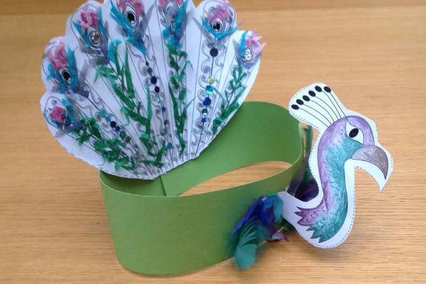 Peacock Headdress | Oxford University Museum of Natural History